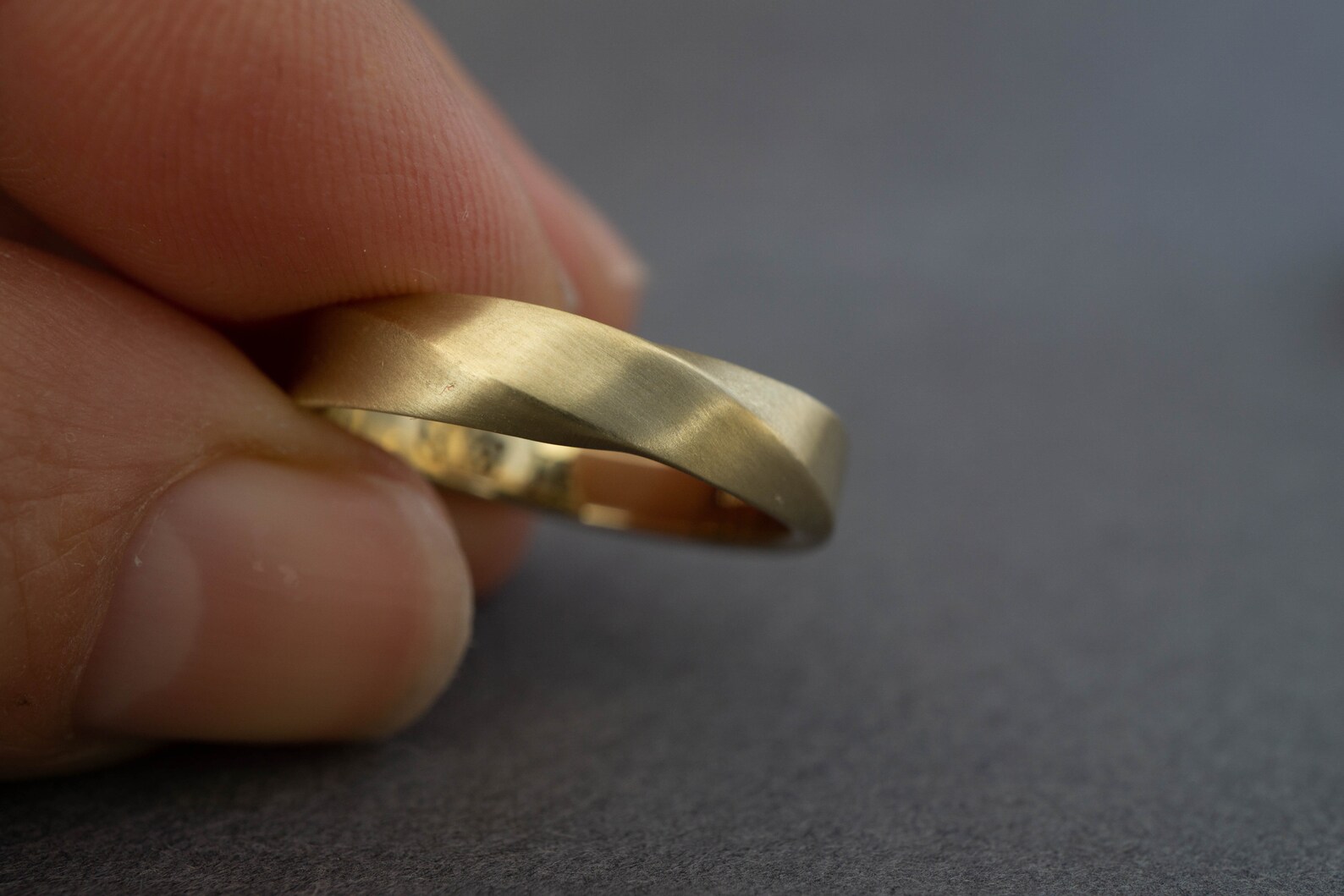 Rose Gold Mobius Wedding Band Mens Rose Gold Wedding Band | Etsy