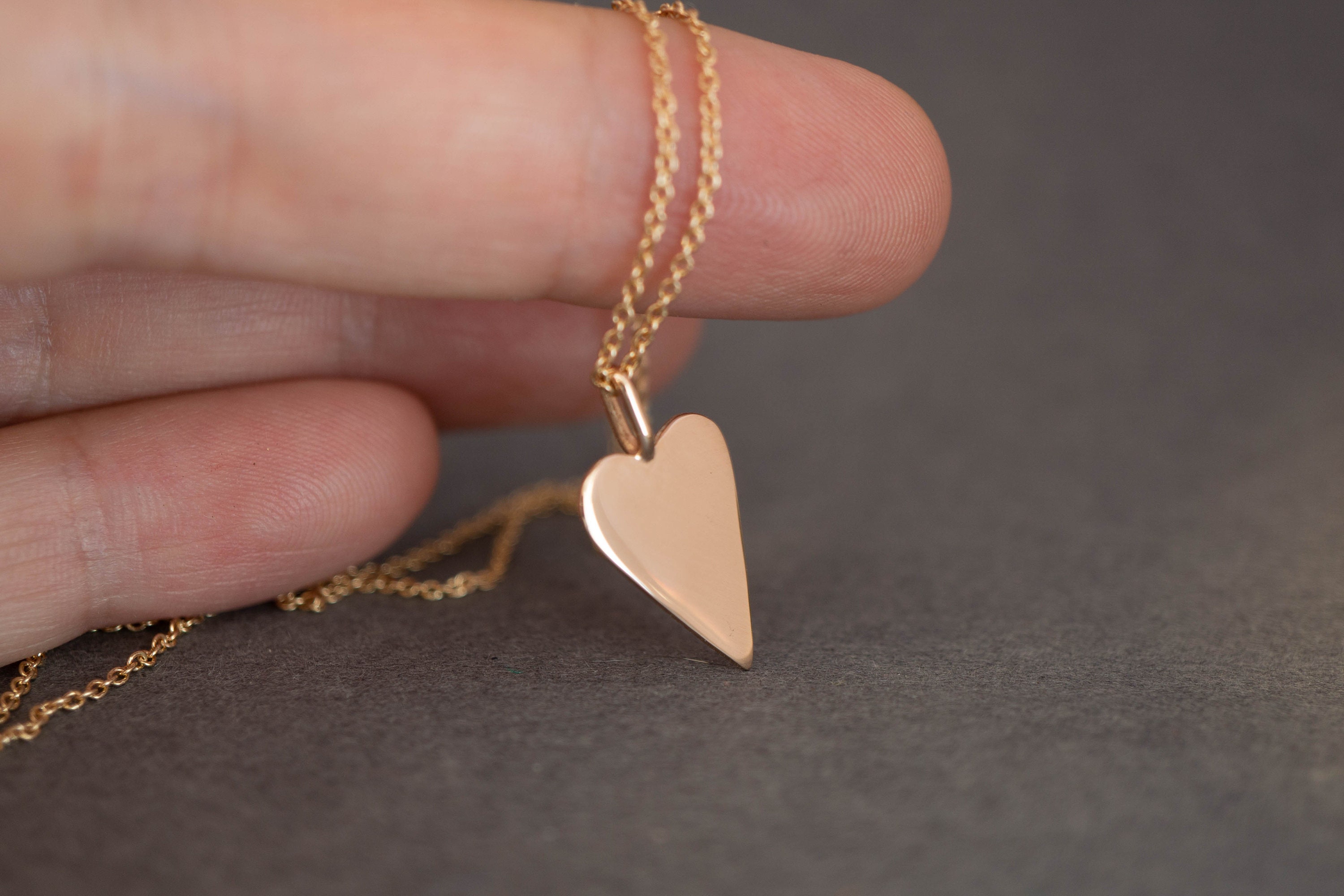 Heart of gold pendant Elongated heart necklace Solid gold | Etsy