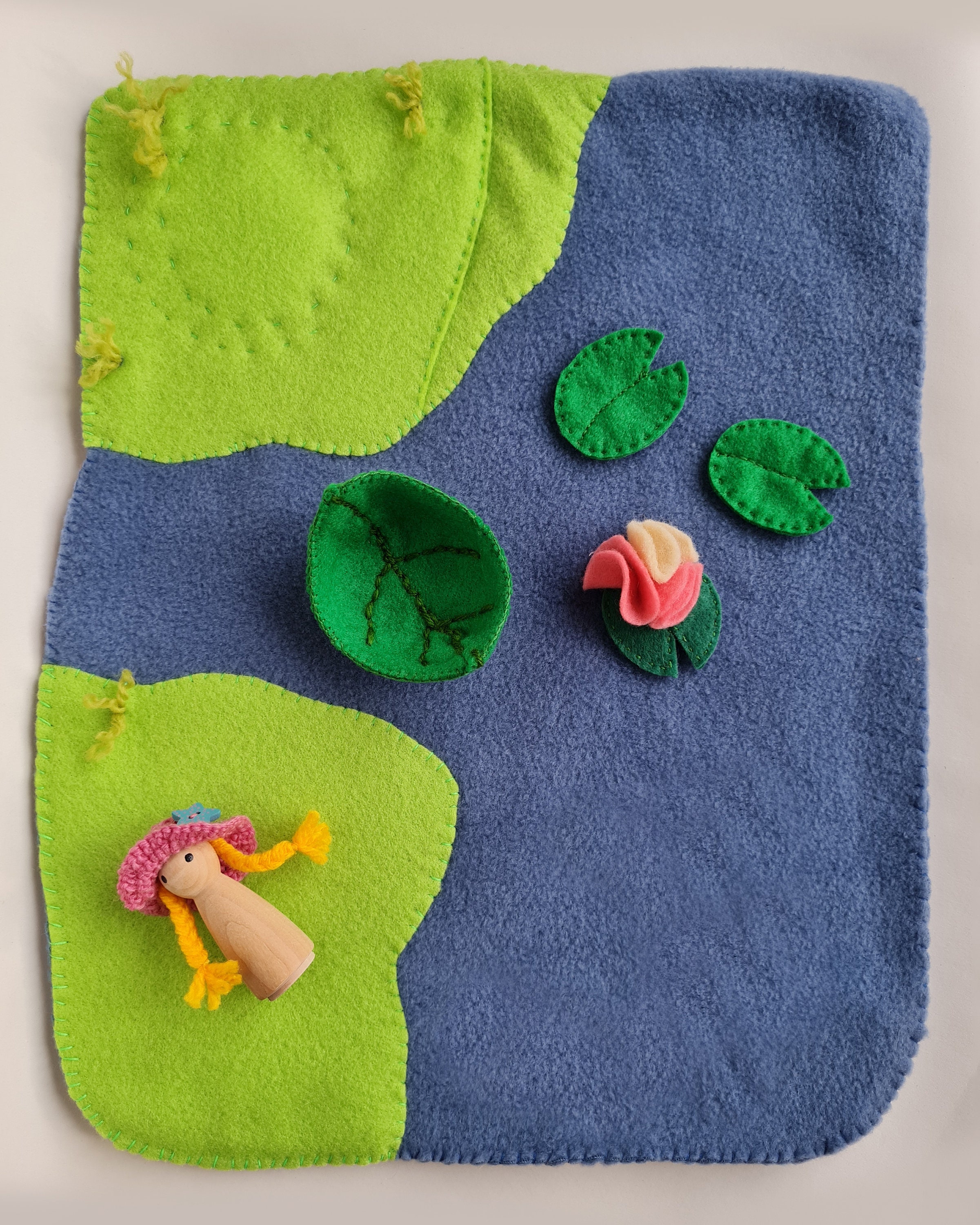 Toys Pretend Play Christmas felt play scene Small world play Sensory ...