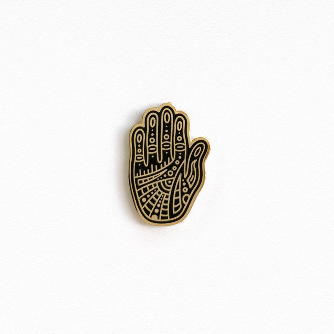 Healing Hand Enamel Pin, Reiki Hands Gold Pin Gift, Palmistry, Taro Pin ...