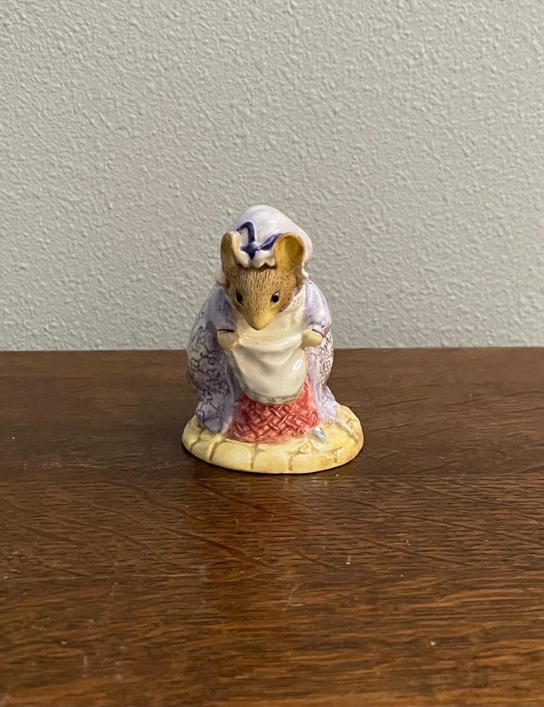 Lady Mouse Made a Curtsy- Beatrix Potter Figurine, Royal Albert ...