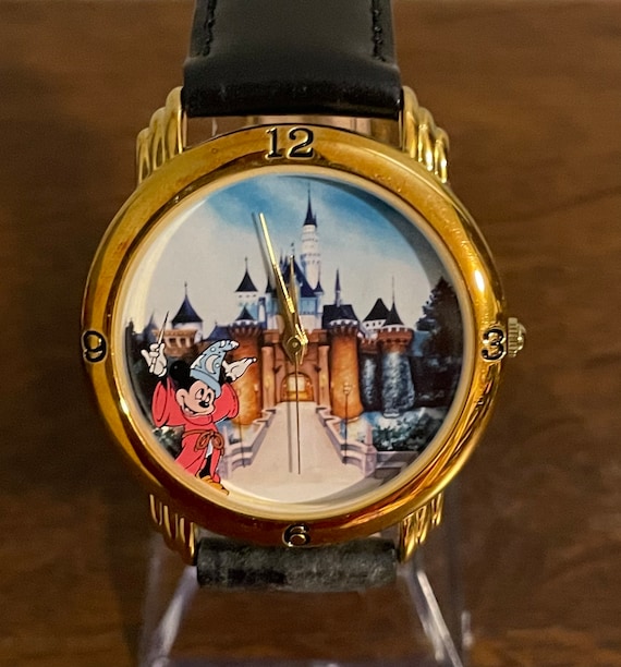 Disneyland Cast “The Magic Begins with People” Watch… - Gem