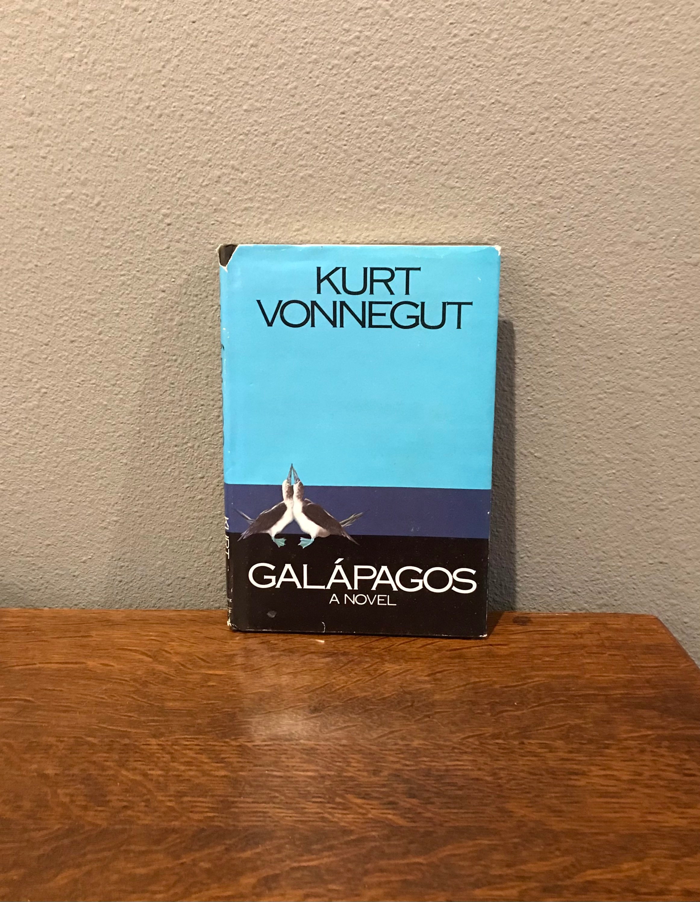 1985 Book Club Edition of Galapagos by Kurt Vonnegut - Etsy
