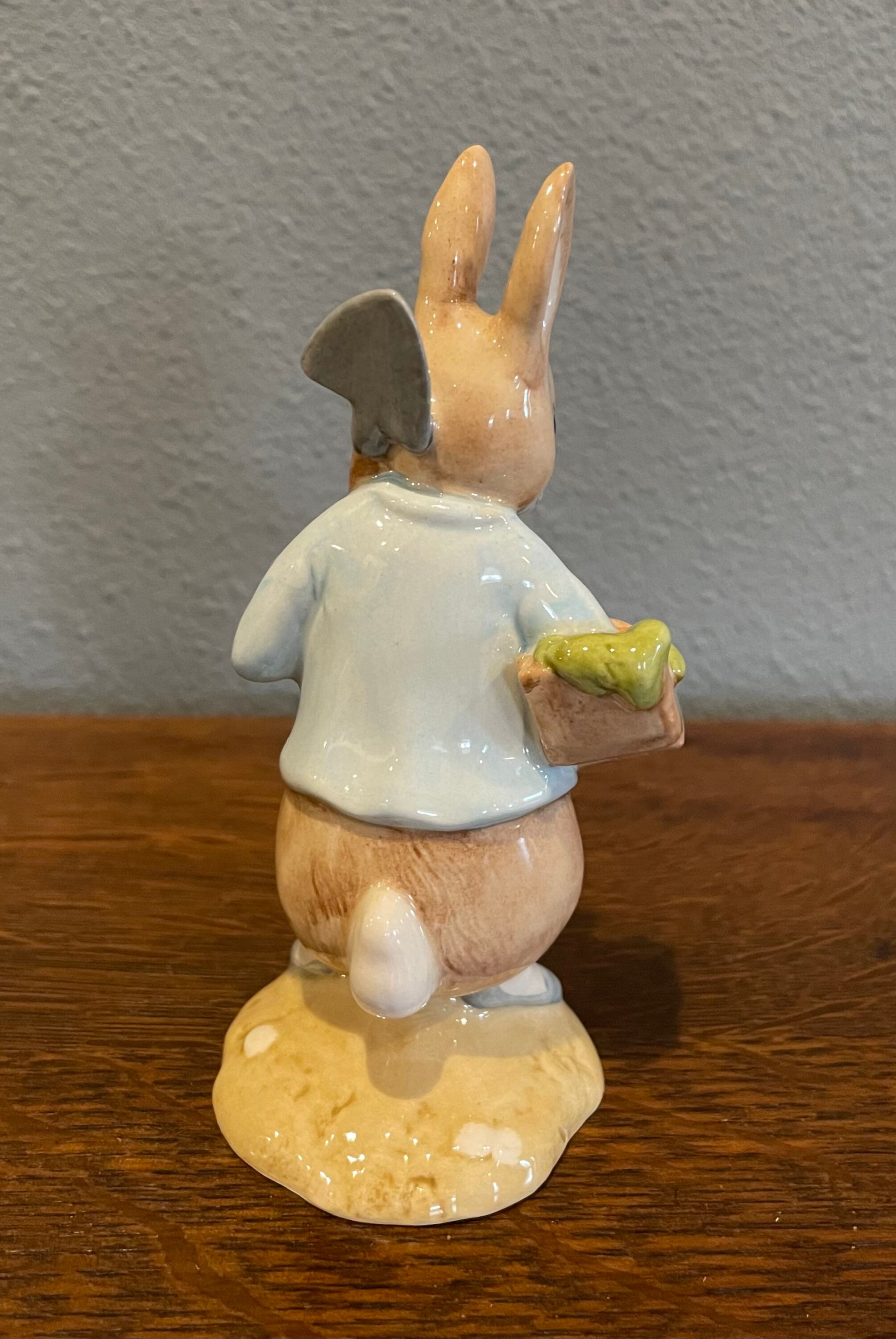 Peter Rabbit Gardening Beatrix Potter Figurine Beswick - Etsy
