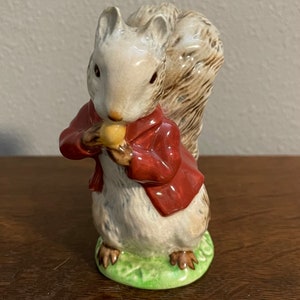 Timmy Tiptoes Bp1a Beatrix Potter Figurine Beswick, England Gold Circle ...