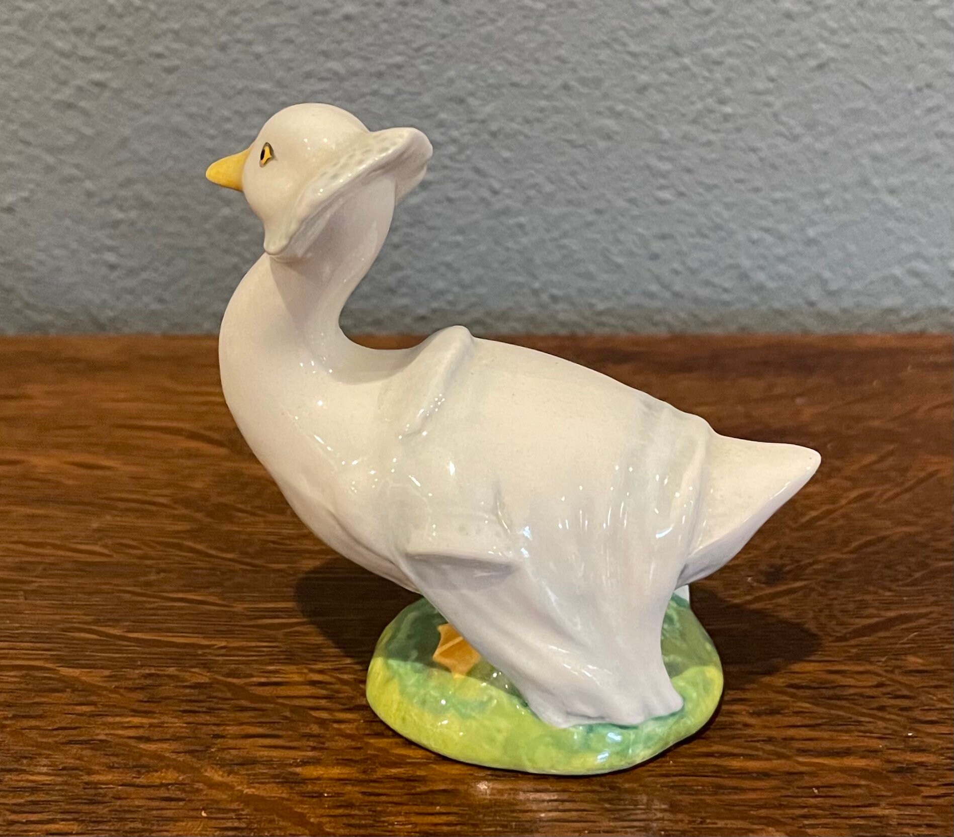 Rebeccah Puddle-duck- Beatrix Potter Figurine- Beswick, England ...
