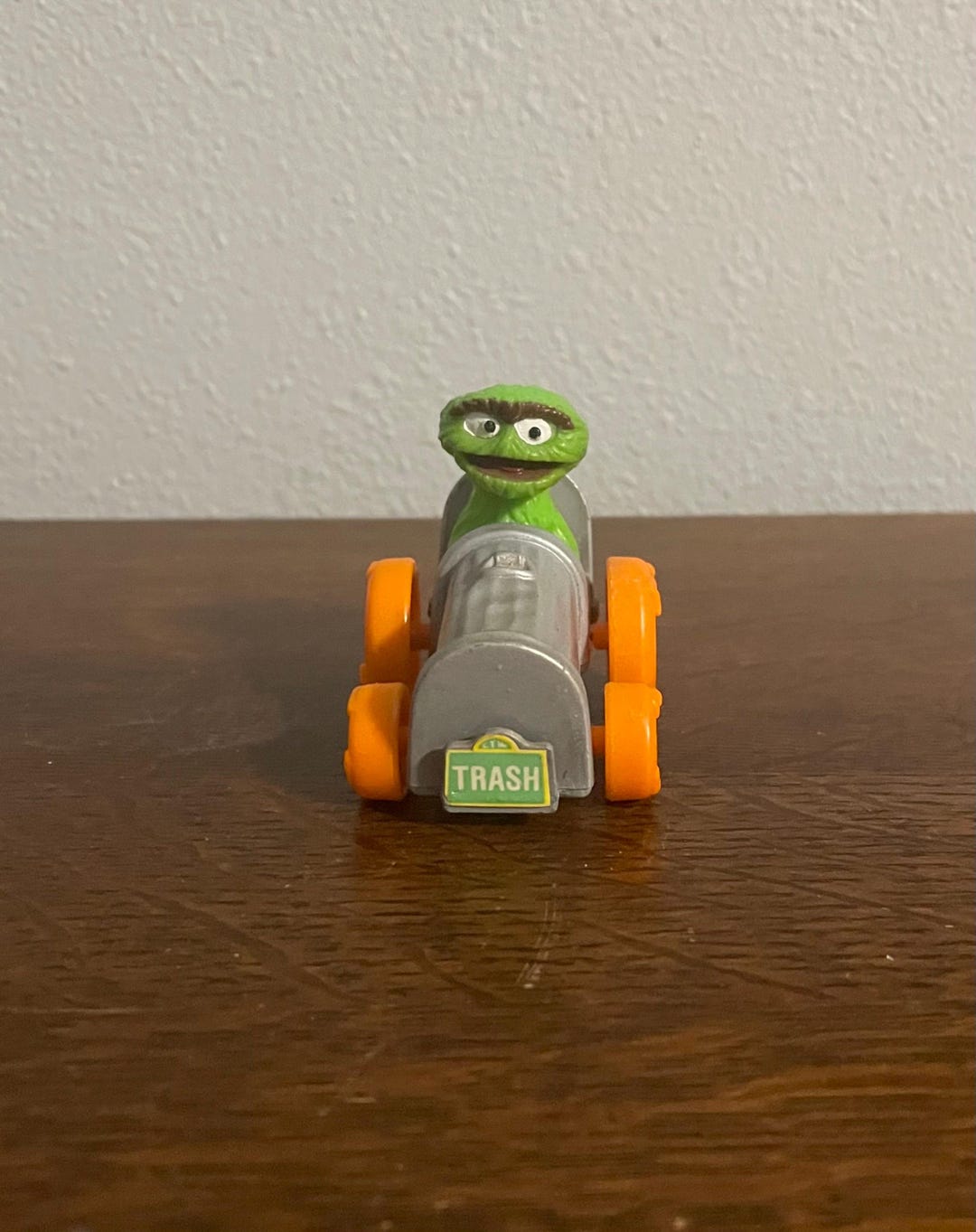 1981 Hasbro Sesame Street Oscar the Grouch Diecast Toy Car- Vintage ...