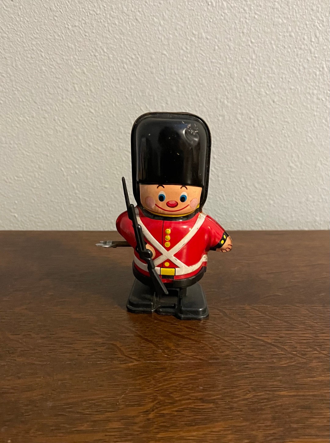 1960s YONE Wind-up Tin Soldier Toy Vintage YONE Japan Wind-up British ...