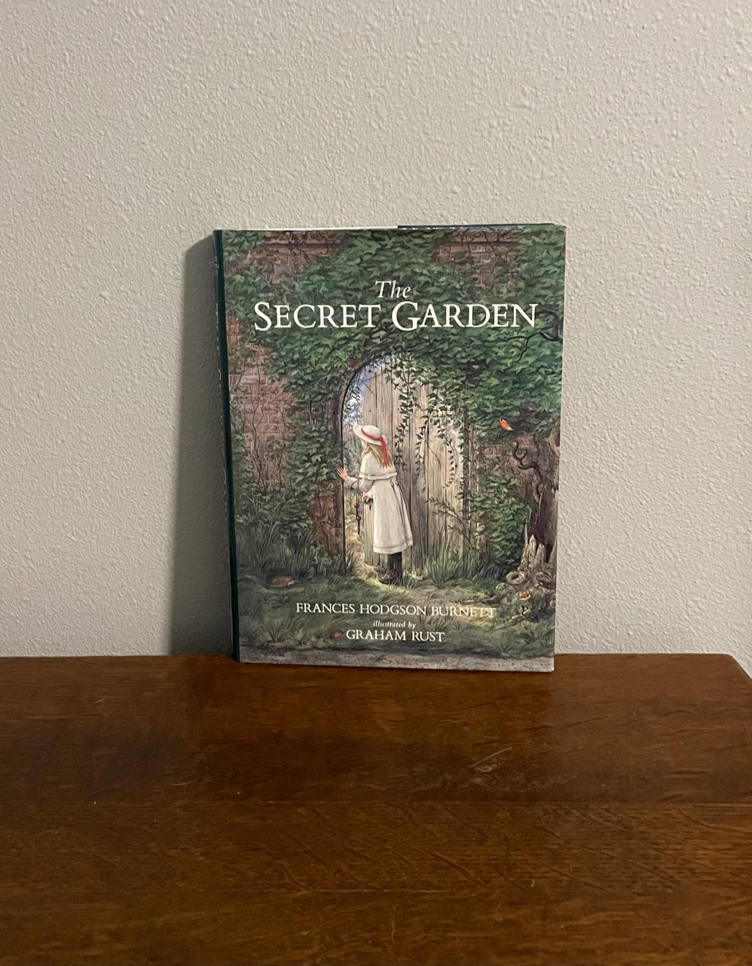 1987 Edition of the Secret Garden by Frances Hodgson Burnett ...