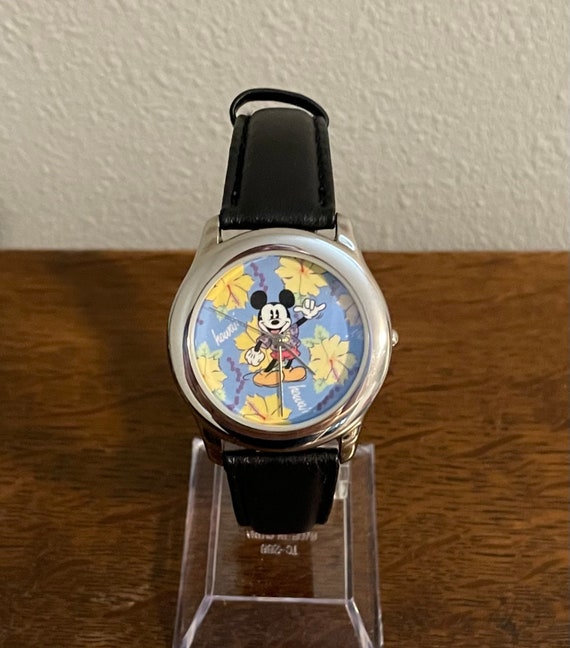 Disney Gallery Hawaiian Mickey Mouse Watch- Vintage D… - Gem