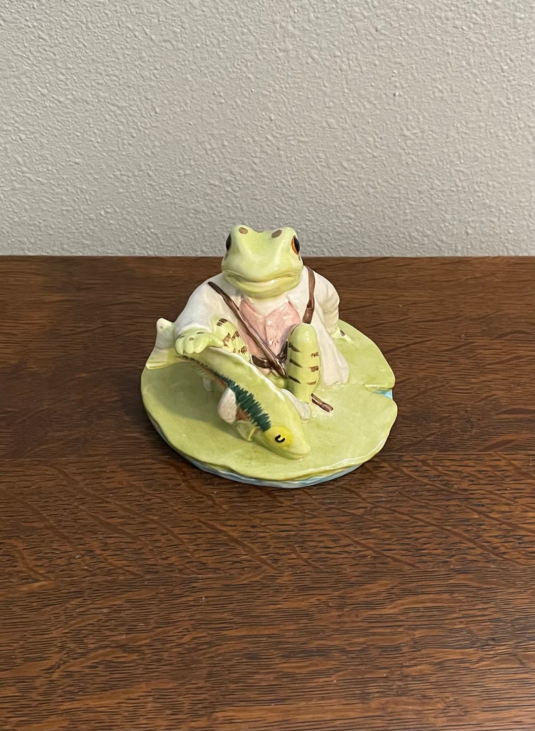 Jeremy Fisher Catches a Fish- Beatrix Potter Figurine- the Beswick ...