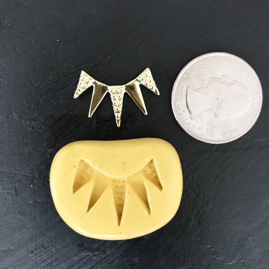 Mini Banner Mold - Etsy