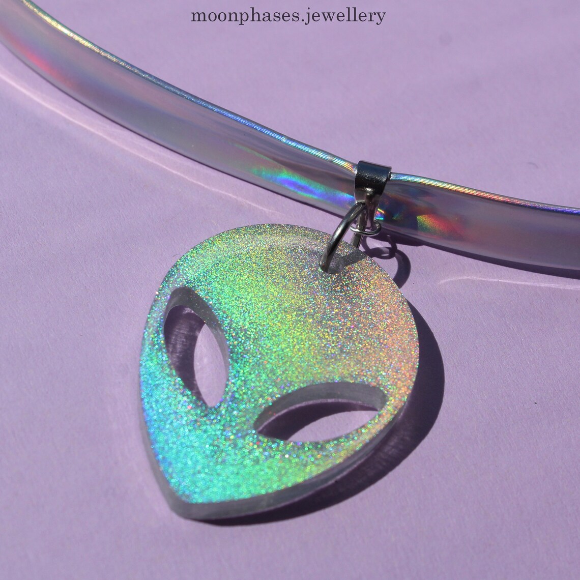Holographic alien choker / rainbow alien necklace / vegan pu | Etsy