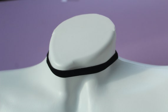 Thin Black Choker / Black Velvet Necklace / Basic Choker / - Etsy
