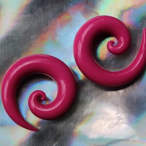 Pink Spiral Gauges / Gauge Earrings / Spiral Ear Plugs / 0g Gauges / 4 ...