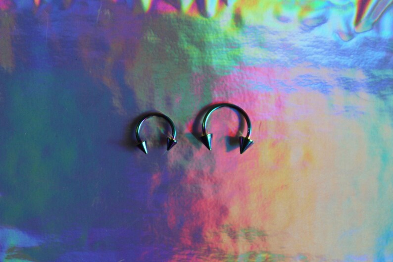 Horseshoe Septum Piercing / Rainbow Piercing / Spike Septum - Etsy