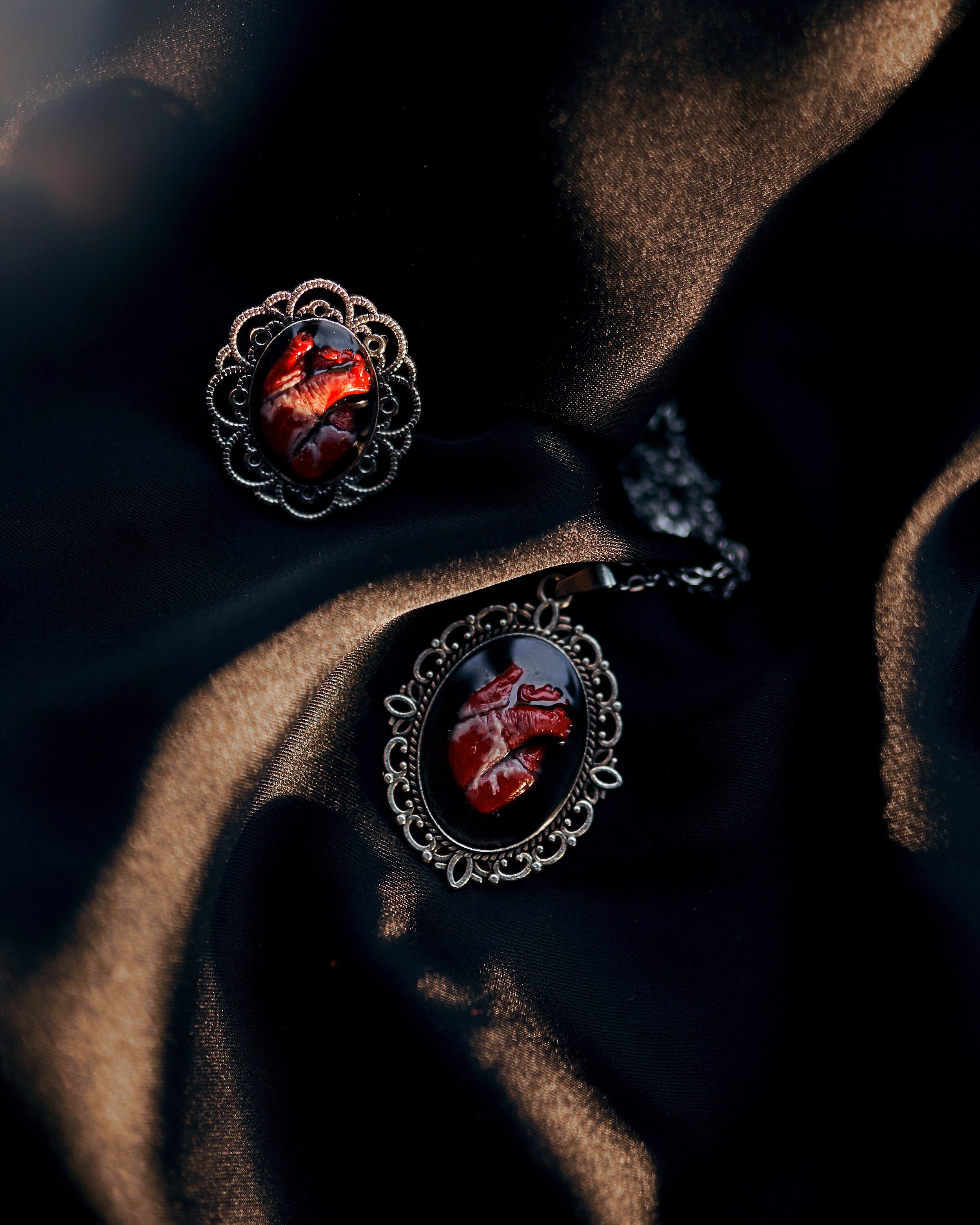 Anatomical Heart Cameo Ring / Human Heart Ring / Goth Jewelry / Vampire ...