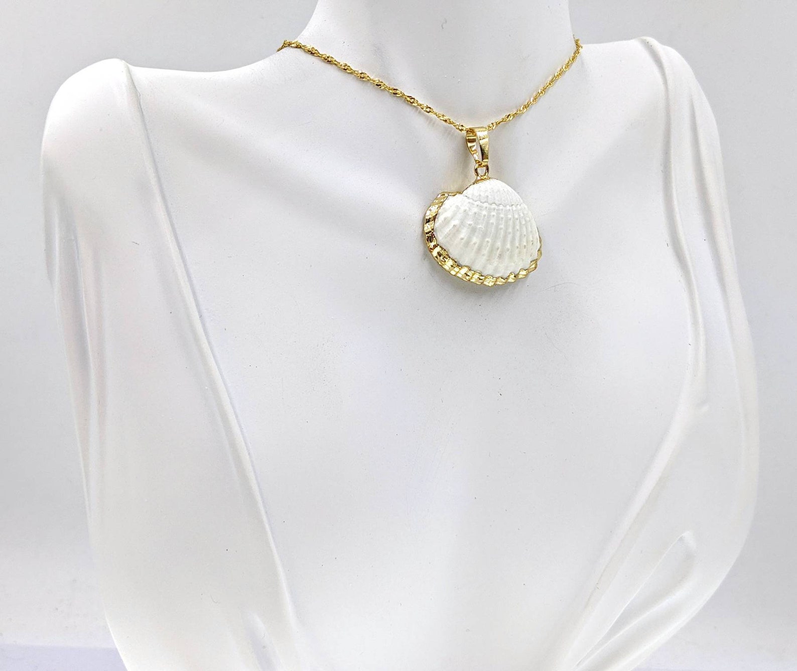 Real Yellow Gold Seashell 14K Gold Dipped Scallop Shell | Etsy