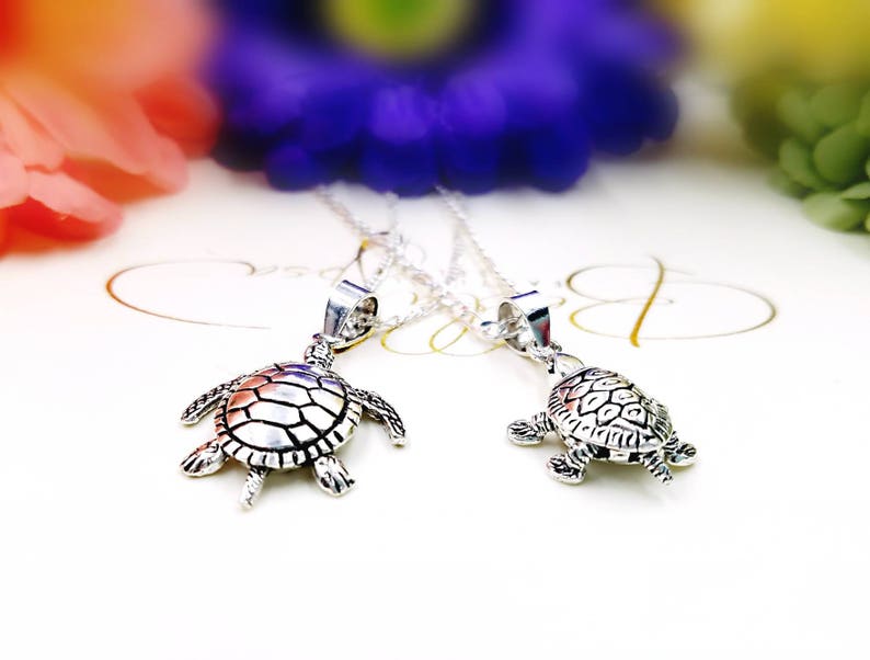 Moving Legs Sea Turtle Pendants! Sterling Silver Figaro Chain Necklace ...