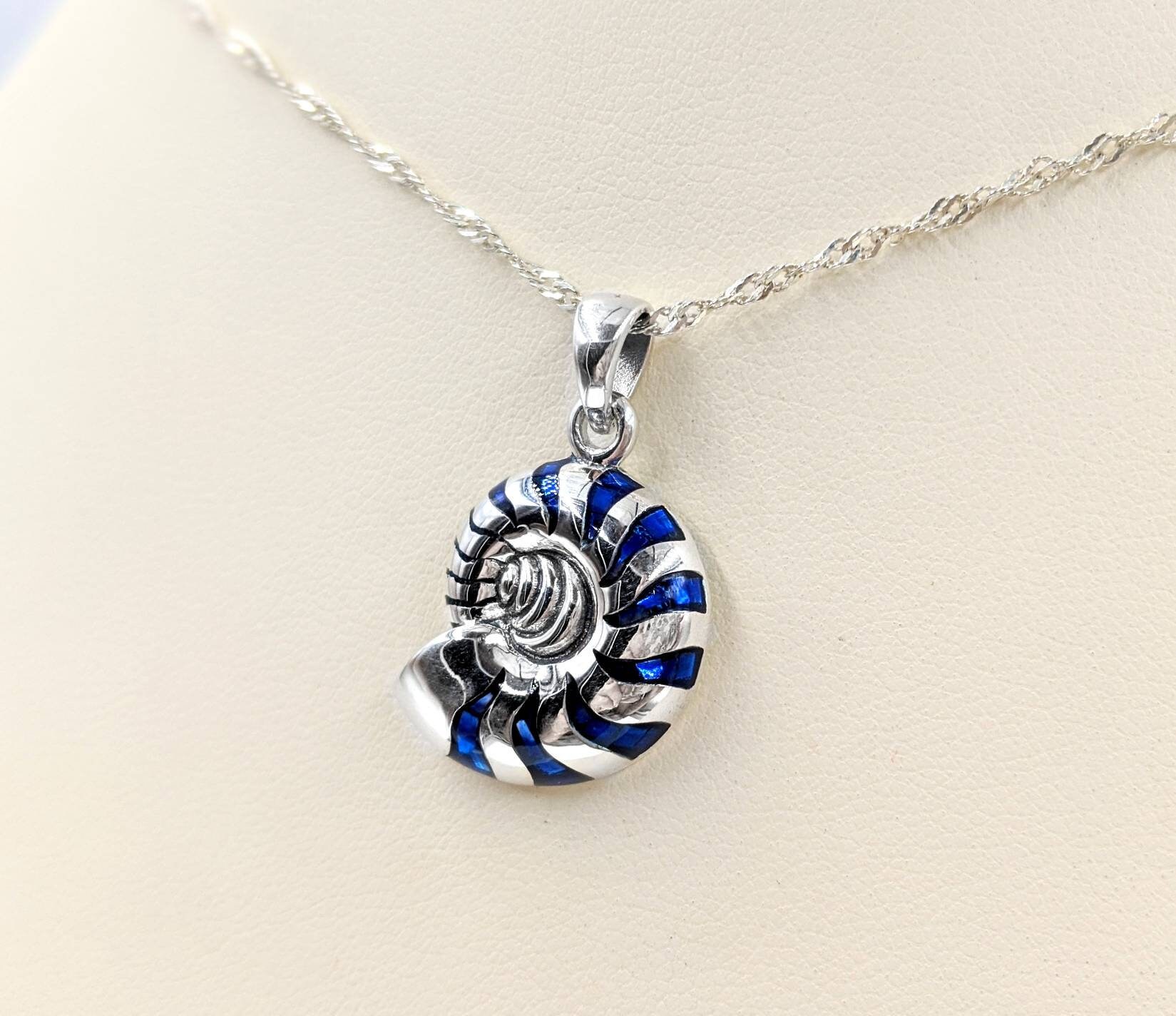 Silver Moon Shell Periwinkle Shell Necklace Seashell | Etsy