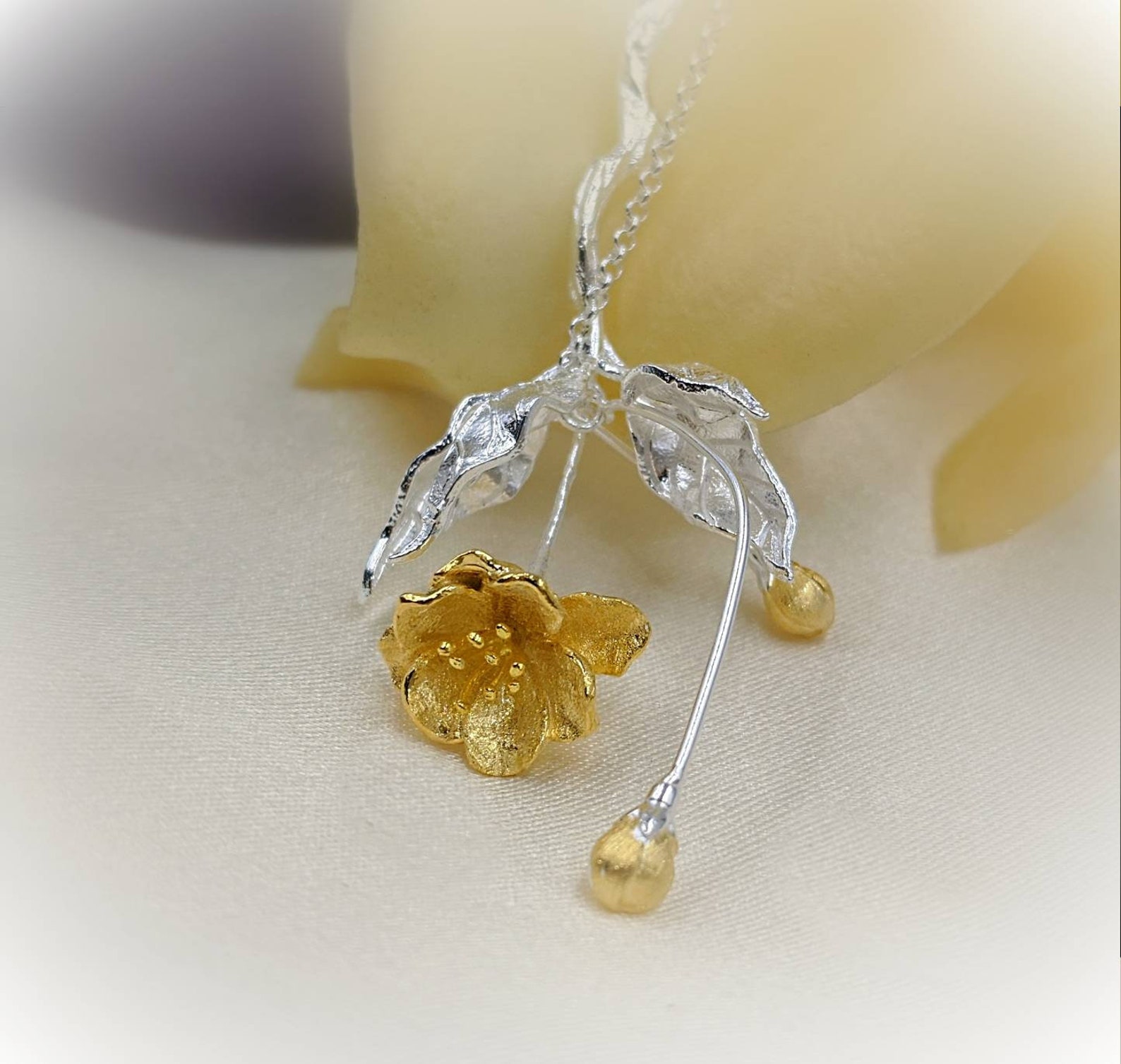 Two Tone Begonia Flower Necklace; 925 Hanging Flower Necklace on Silver ...