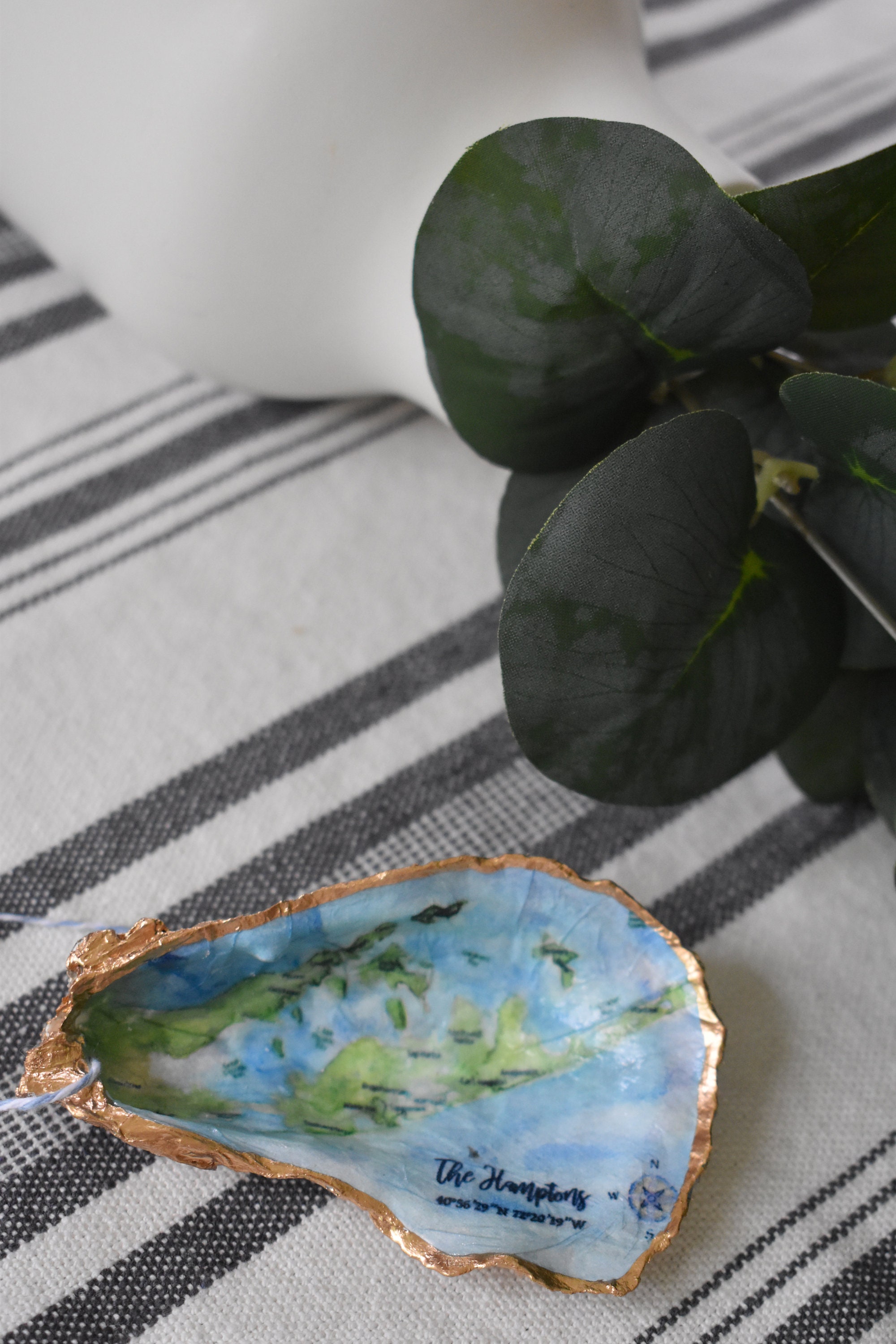 The Hamptons Montauk Long Island New York Oyster Shell | Etsy