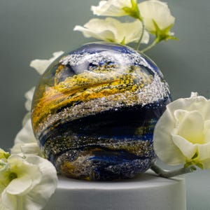 Cremation Ashes Round Paperweight With Your Loved One’s Ashes Preserved ...