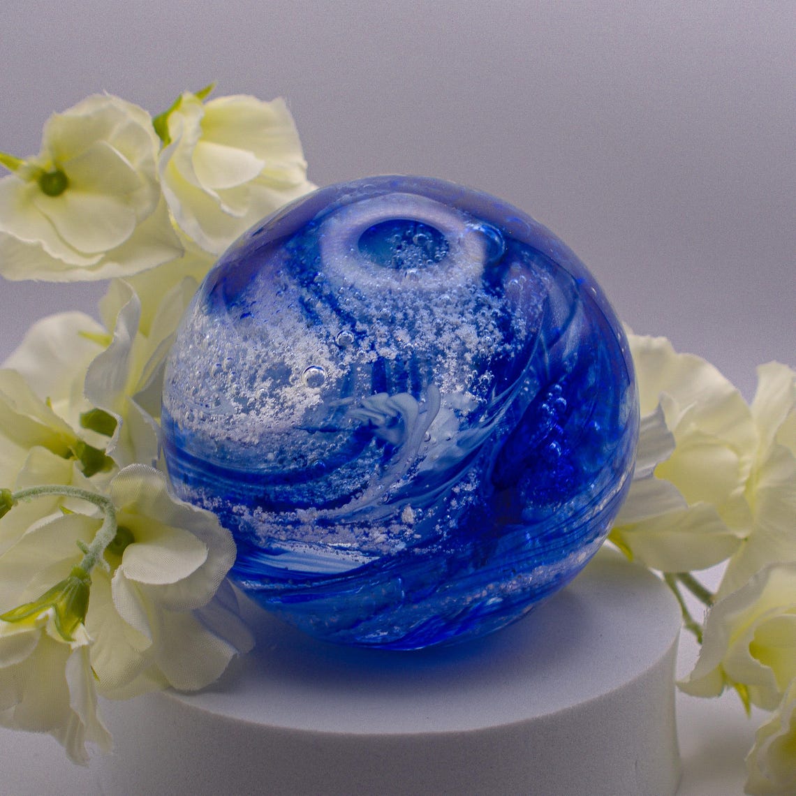 Cremation Ashes Round Paperweight With Your Loved One’s Ashes Preserved ...
