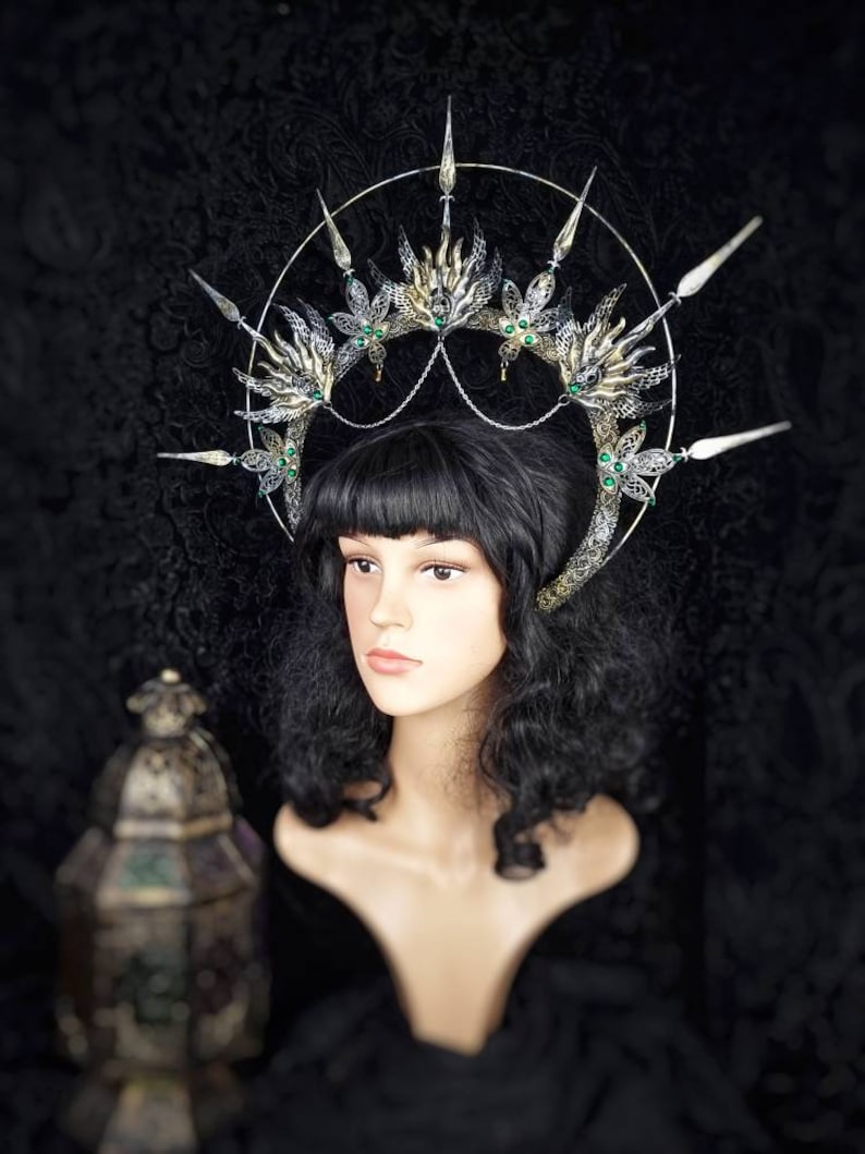 Big Halo Raven Sun Crown Ra Cleopatra - Etsy
