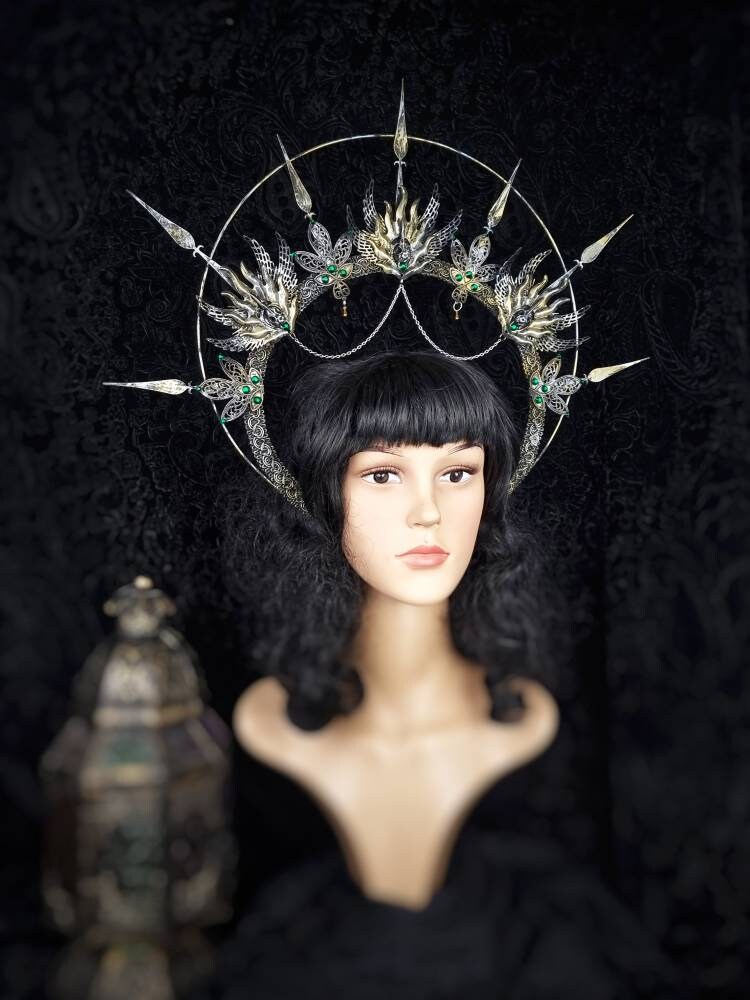 Big Halo raven Sun Crown Ra Cleopatra Medusa - Etsy