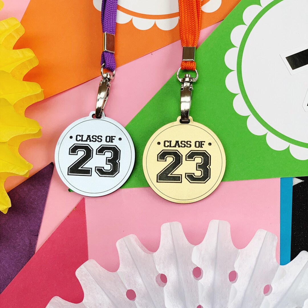 Class of 23 Medal, School Leavers Medal, End of School Gift, Gold or ...