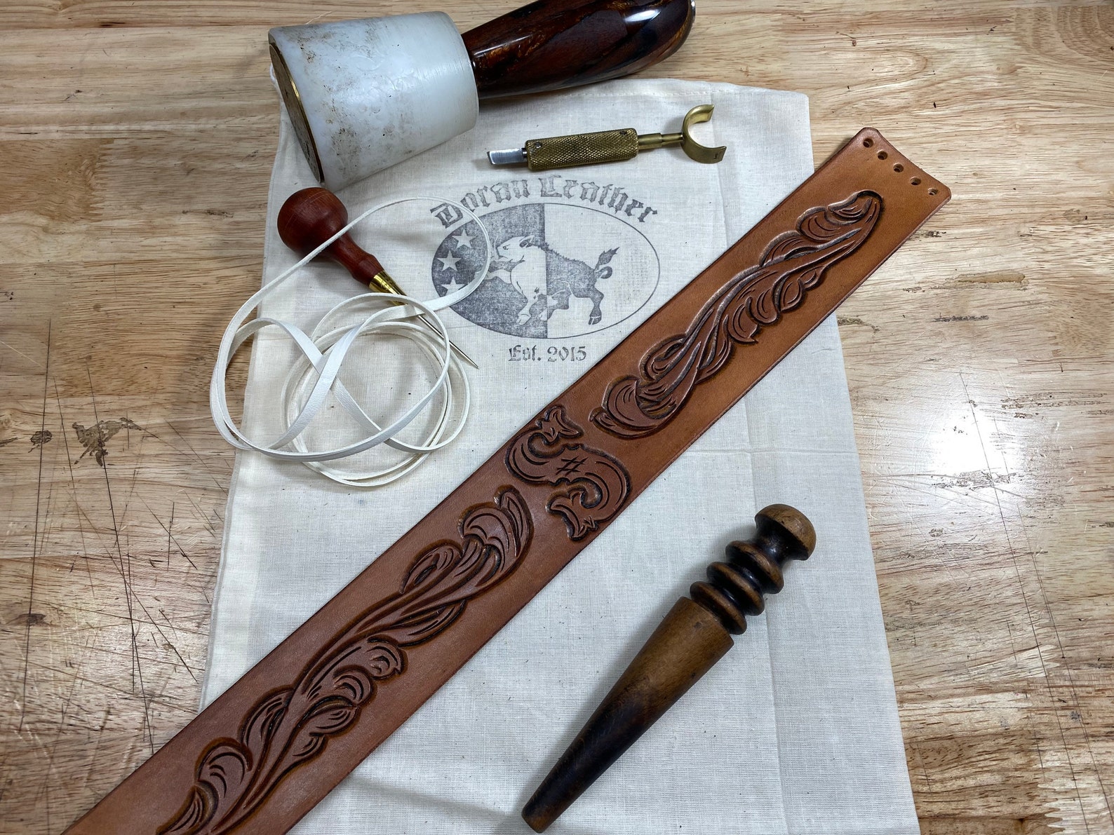 Leather Tooled Wedding Garter - Etsy