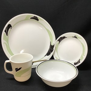 Vintage Corelle Dishes. "black Orchid" Pattern. 16 Pieces Total - Etsy