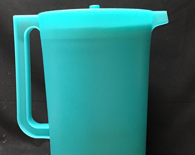 Vintage Tupperware 1 Gallon Pitcher. Choose From Different Colors - Etsy