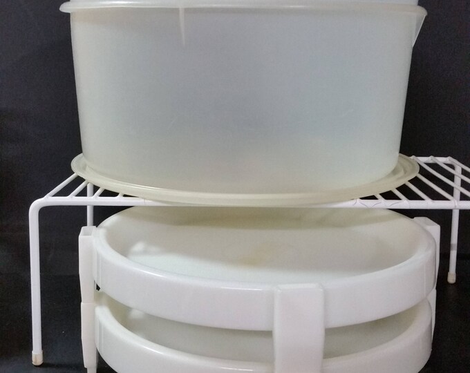 Set of 2 Vintage Tupperware Divide a Rack Pie Carriers and Holder With ...