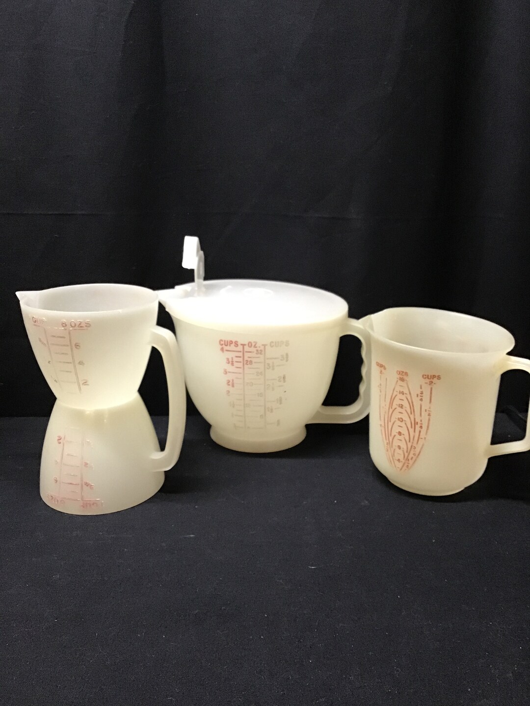 Vintage Tupperware Measuring Set. 4 Cup Handled Bowl, 1 Cup Dry, Liquid ...