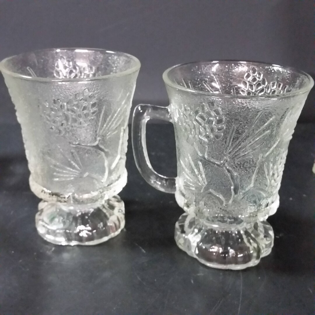 Set of 4 Tiara Glass Ponderosa Pine Handled Mugs and 4 Water Glasses ...