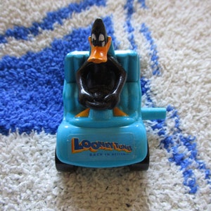 Vintage Looney Tunes Back in Action Daffy Duck Blue Car Wind up Plastic ...