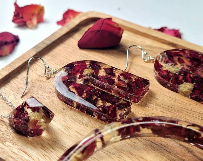 Botanical jewelry ideas - Etsy