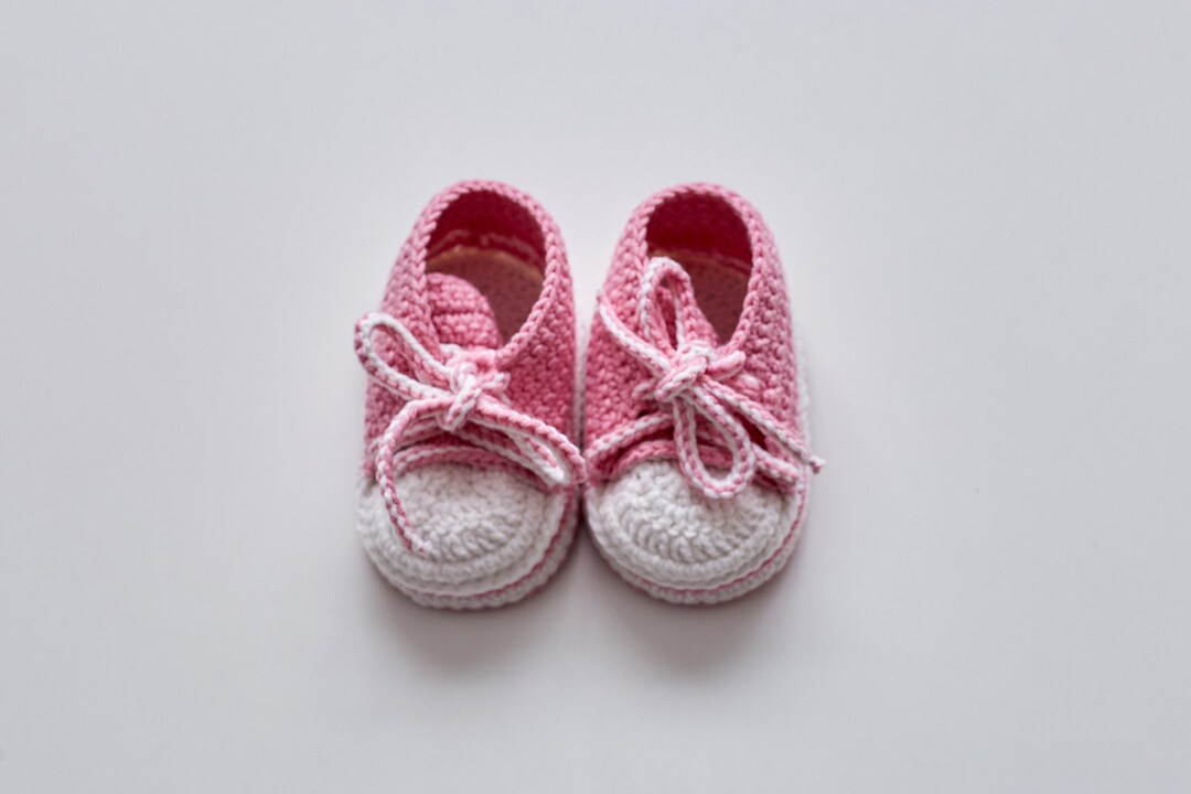 Crochet Baby Booties Sneakers Newborn Mom to Be Pregnancy Gift Baby ...