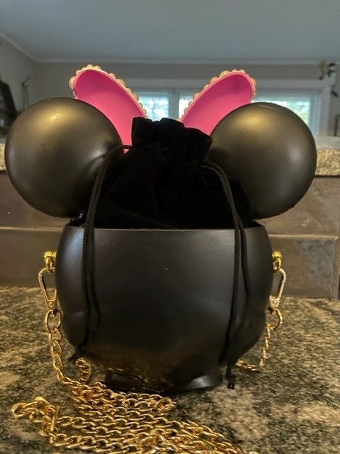 Disney Inspired Traditional Minnie Mouse With Cream and Pink Bow ...