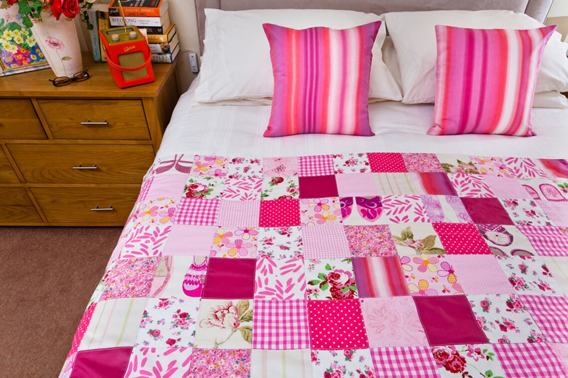 Handmade Patchwork Quilt Pretty in Pink - Etsy