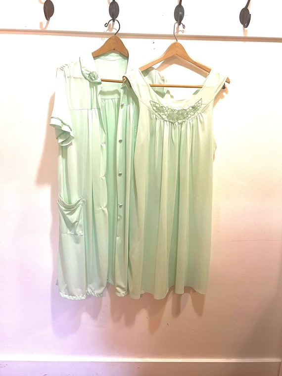 Vintage gown housecoat robe green retro mod gift - Gem