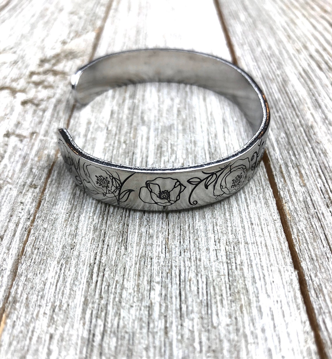 Poppy bracelet-aluminum cuff | Etsy