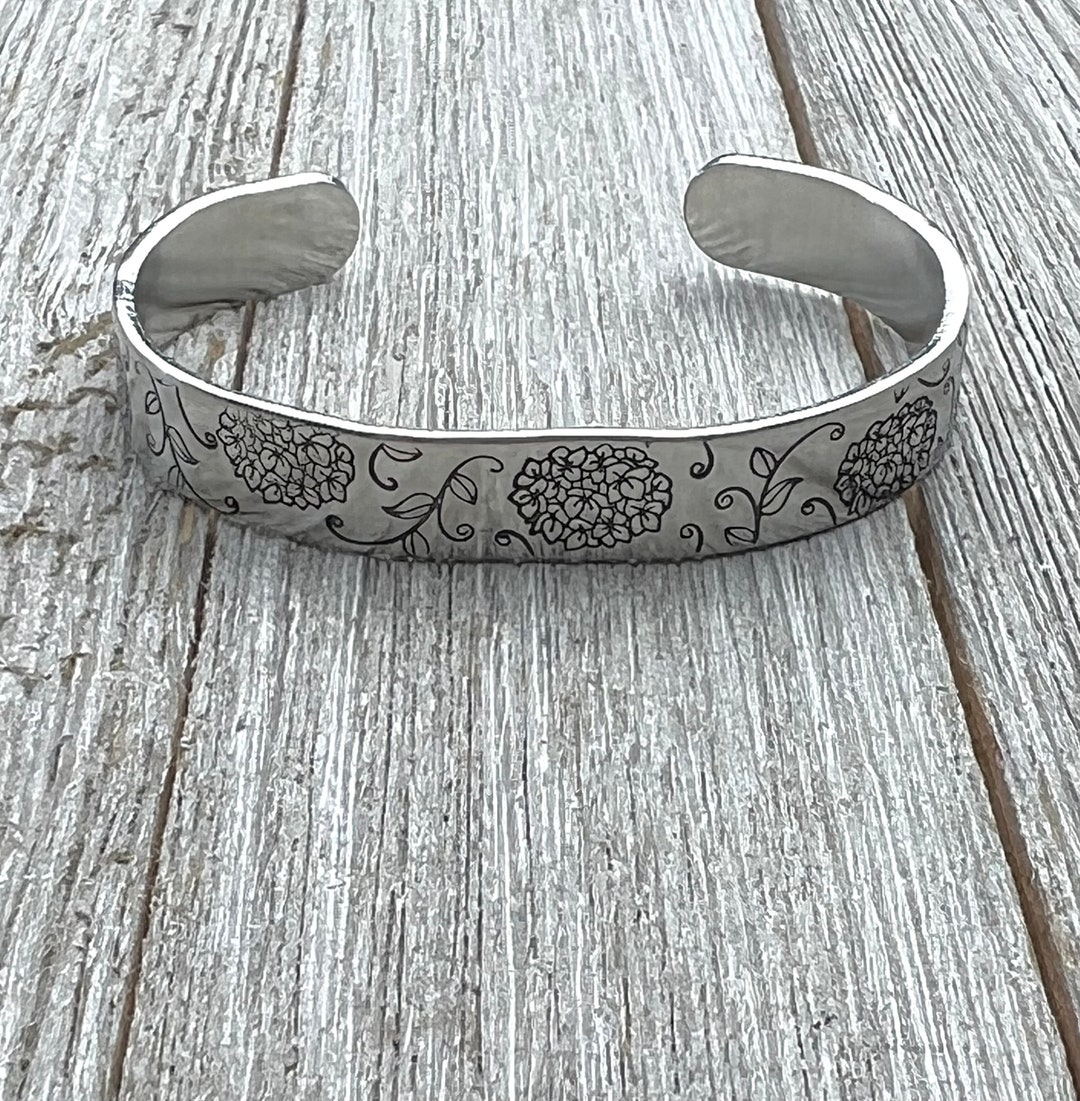 Hydrangea Flower Bracelet-aluminum Cuff - Etsy