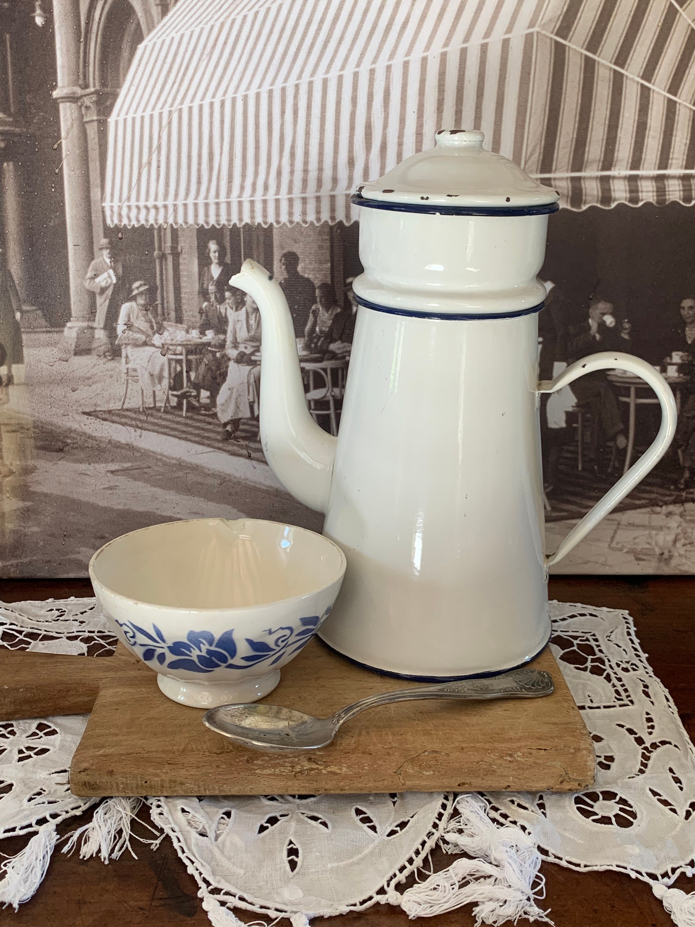 French Vintage Enamelled Coffee Pot / French "cafetière" in Classic ...