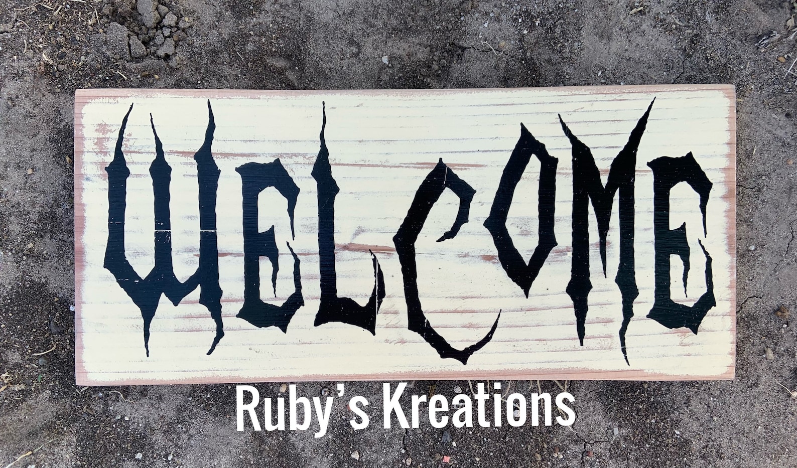 Halloween Welcome Sign, Rustic Wreath Sign, Distressed, Scary Halloween ...
