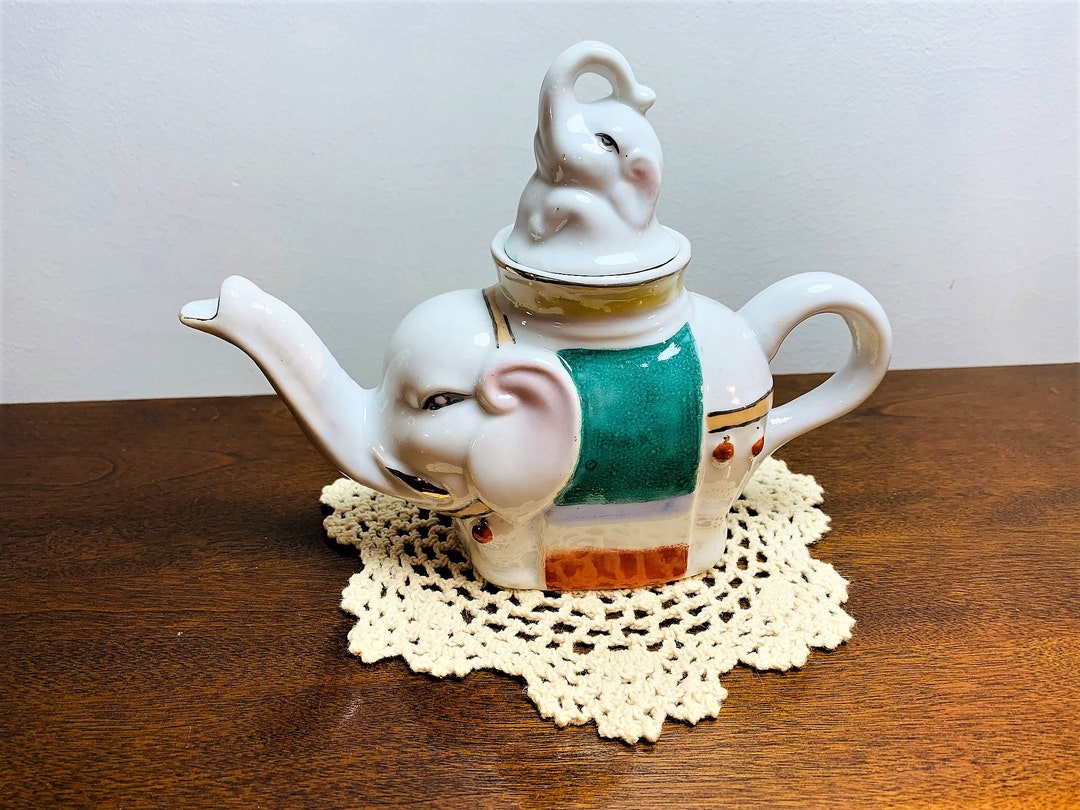 Chinese Elephant Teapot W Baby on Lid, Ceramic Asian Decor, Trunk up ...