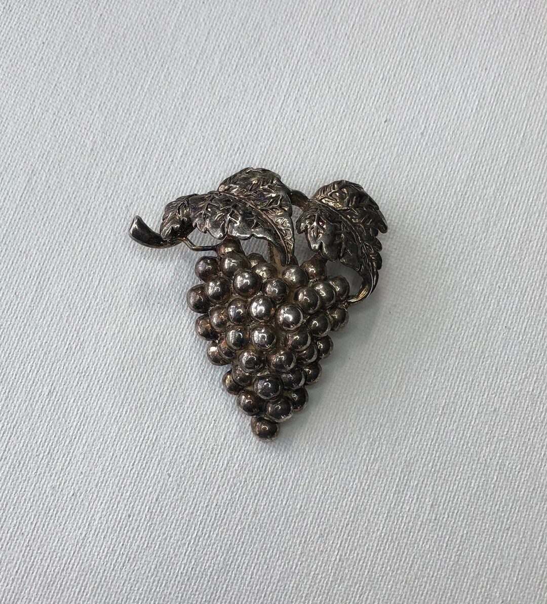 Vintage MJ Signed Grape Clusters Brooch or Pendant, Retro Costume ...