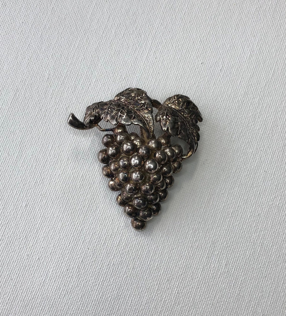 Vintage MJ Signed Grape Clusters Brooch or Pendant, Retro Costume ...